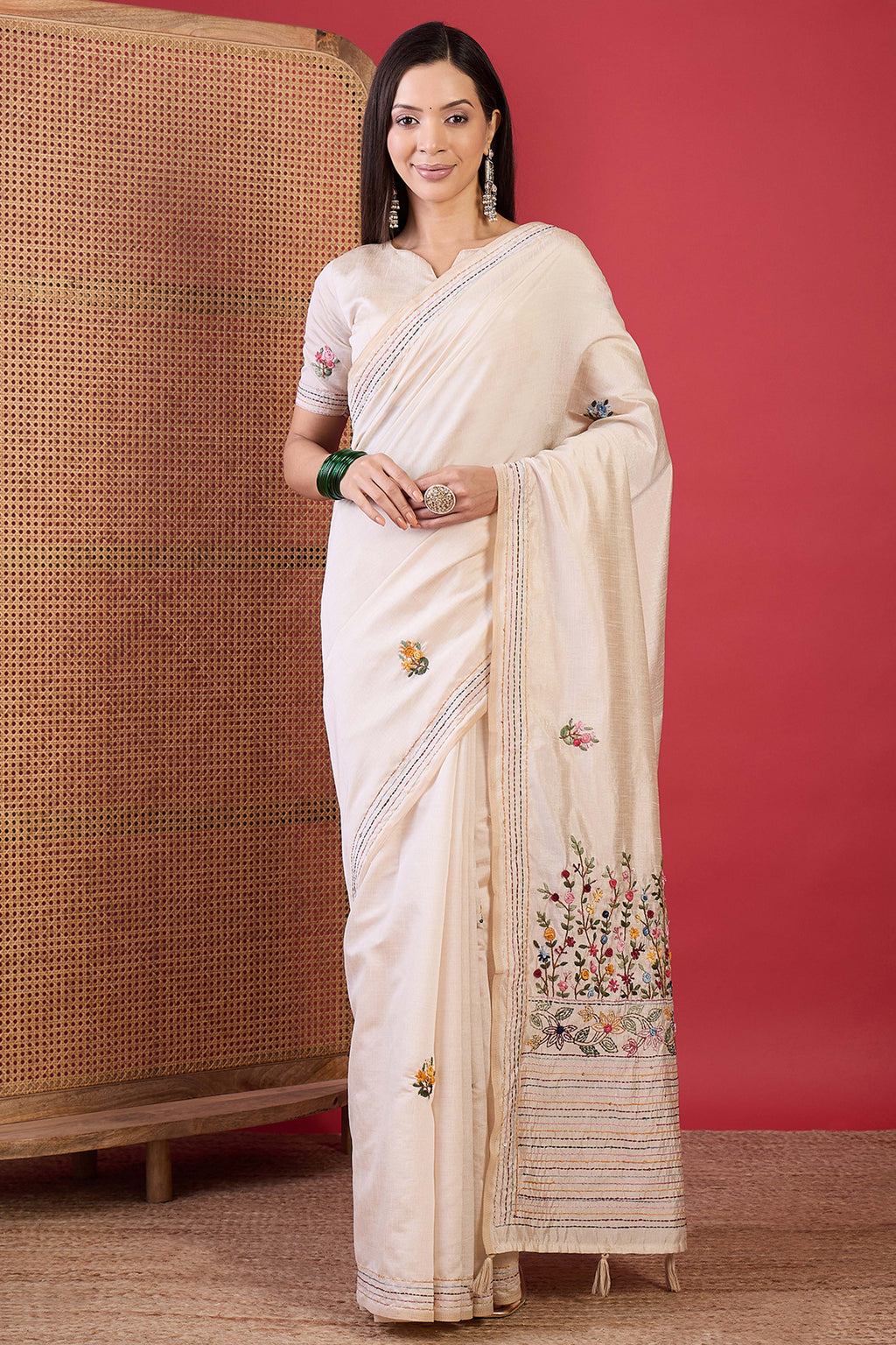 Traditional Cream Tussar Silk Saree Highlighted with Fine Thread Embro
