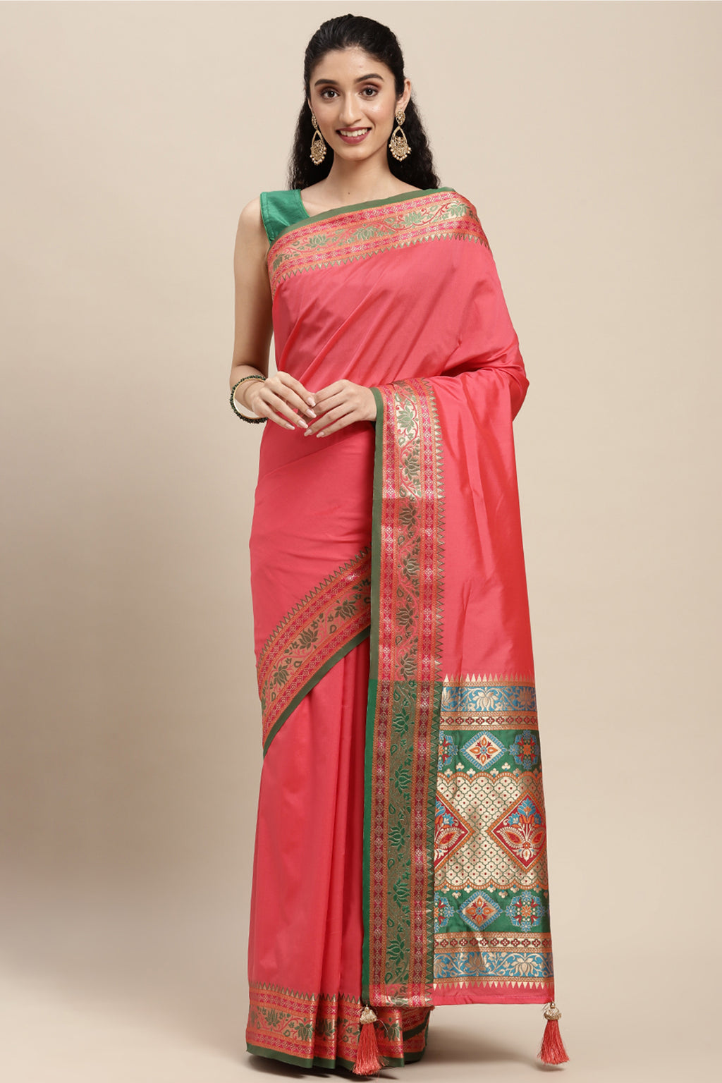 Graceful Gajari Pink Solid Saree Highlighted With Floral Zari Weaving