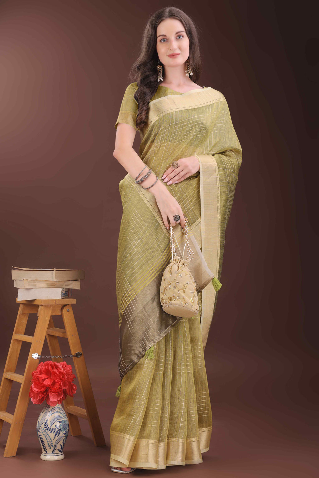 Mehendi Green Organza Saree With Zari Weaving Check Patterns & Elegant